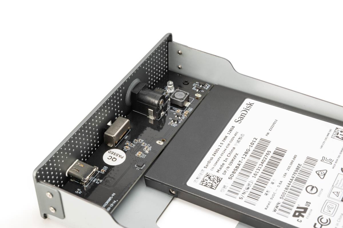 DIGITUS USB 3.0 hard disk enclosure - 3.5" SATA 16TB Aluminium - DA-71106-1 - Redcorp.com/en